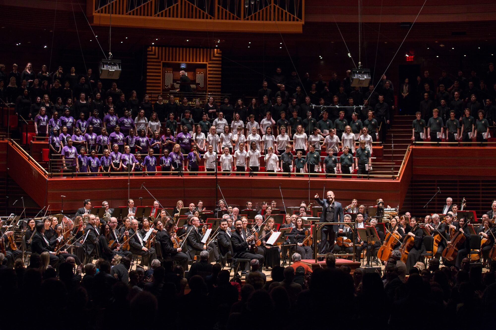 PA loudspeakers for concert halls