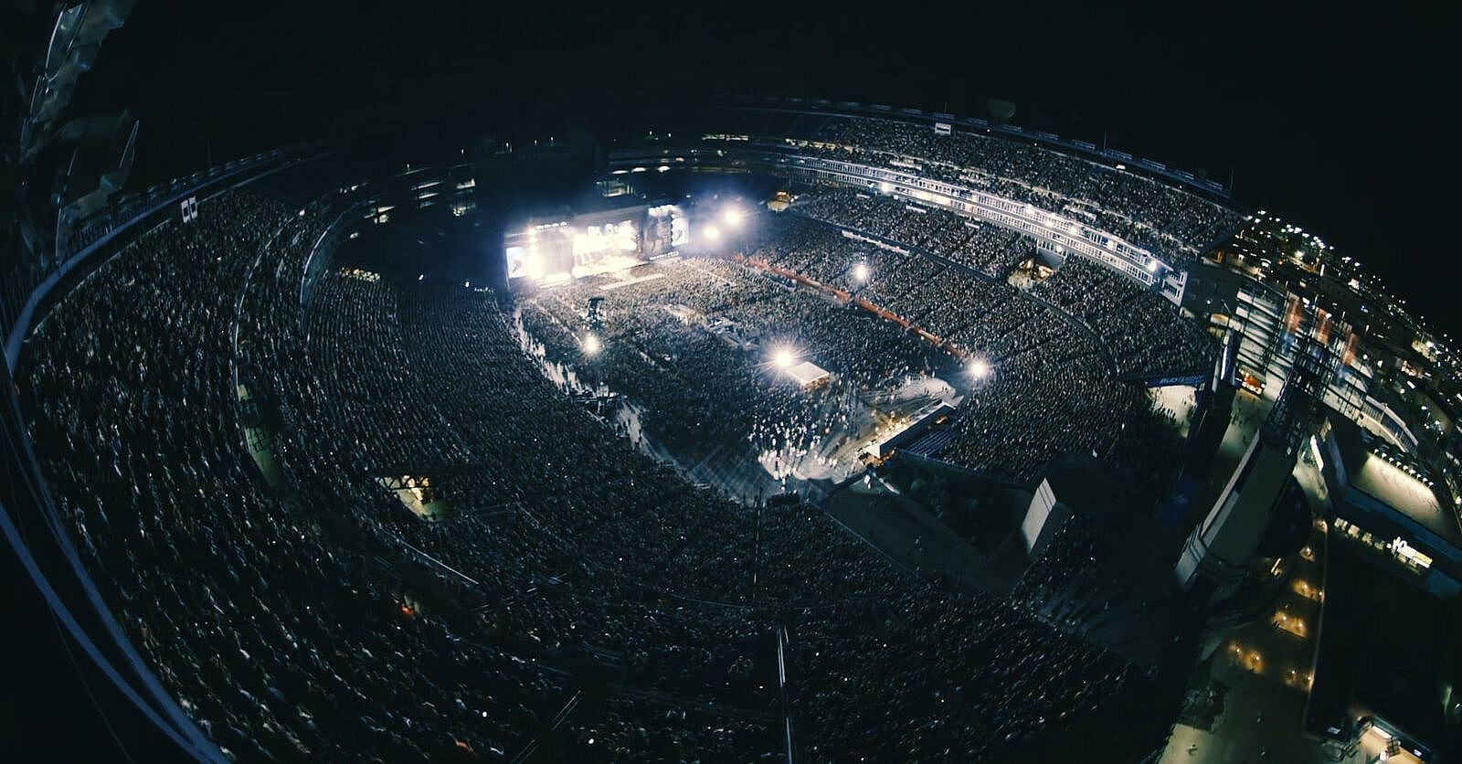 Kenny Chesney | d&b audiotechnik