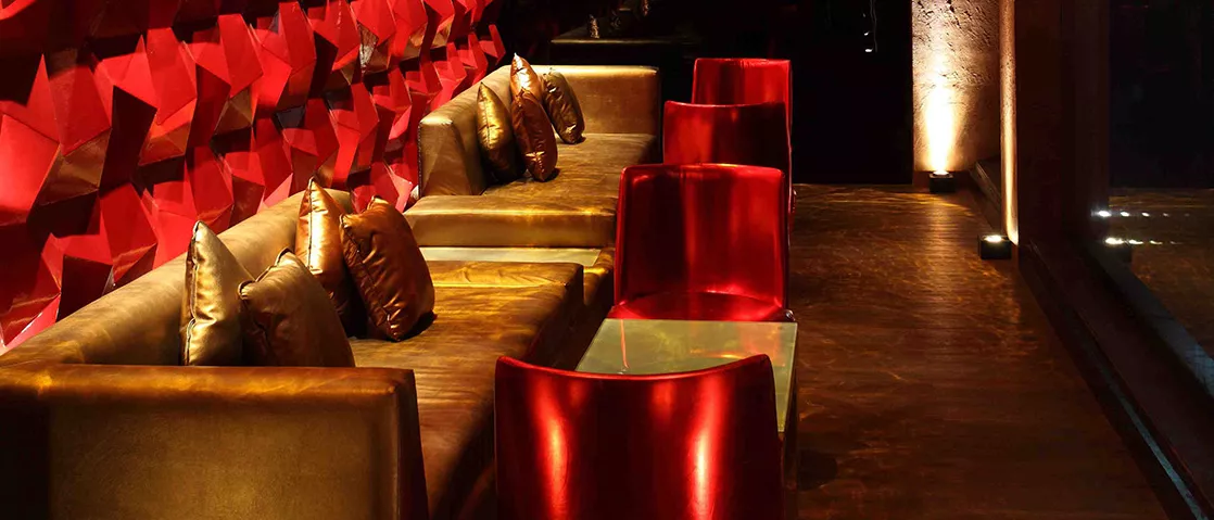 Trilogy: a club suspended in an envelope of sound | d&b audiotechnik