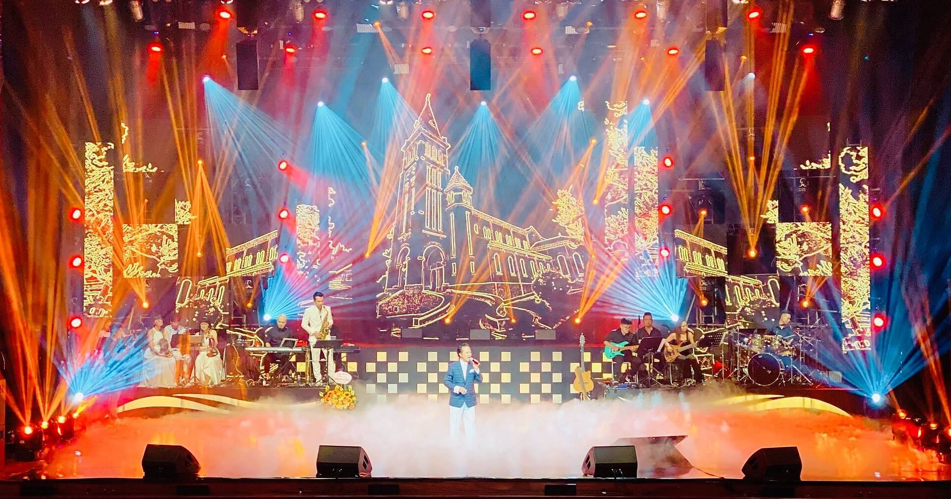 越南首个d&b Soundscape系统在河内友谊剧院顺利安装 | d&b audiotechnik