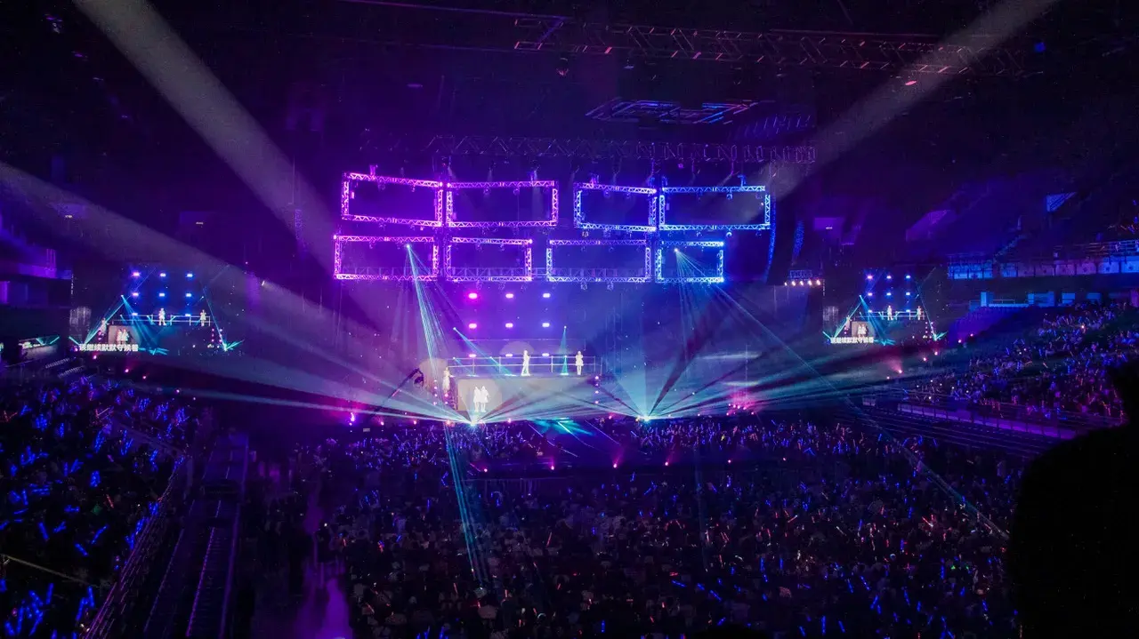 GSL System pumps clear lyrics and thump for DISSY | d&b audiotechnik