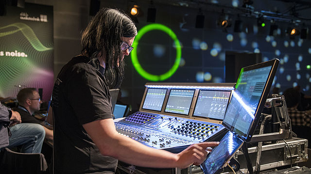 Imogen Heap wows at Prolight + Sound | d&b audiotechnik