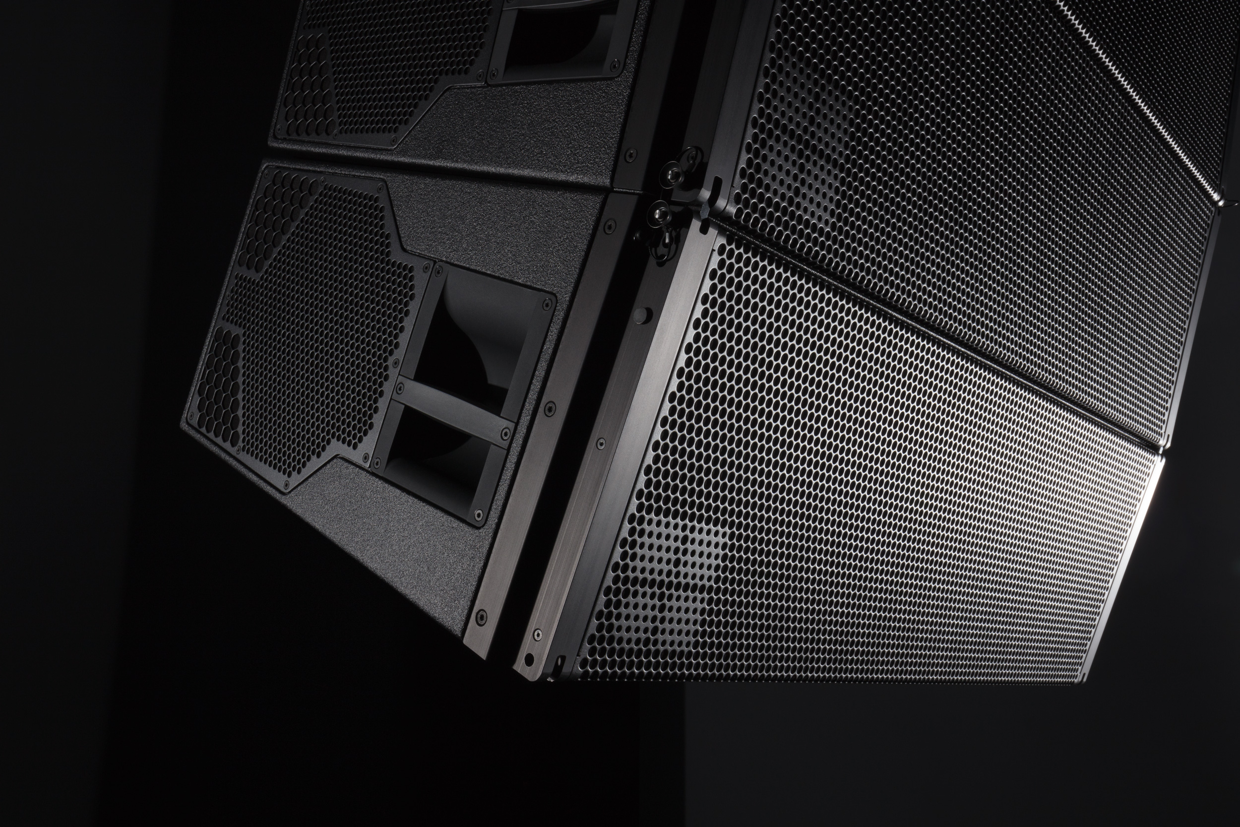 News - d&b SL-Series - the GSL System introduced at Prolight + Sound ...